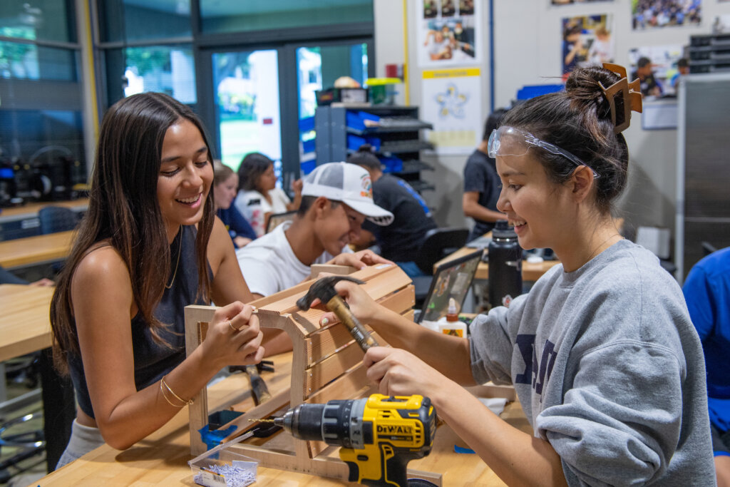 Richardson Learning Lab Abuzz with Activity - Punahou School