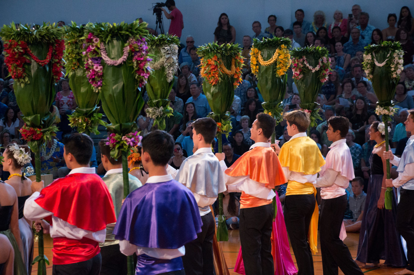 Holokū Shines - Punahou School