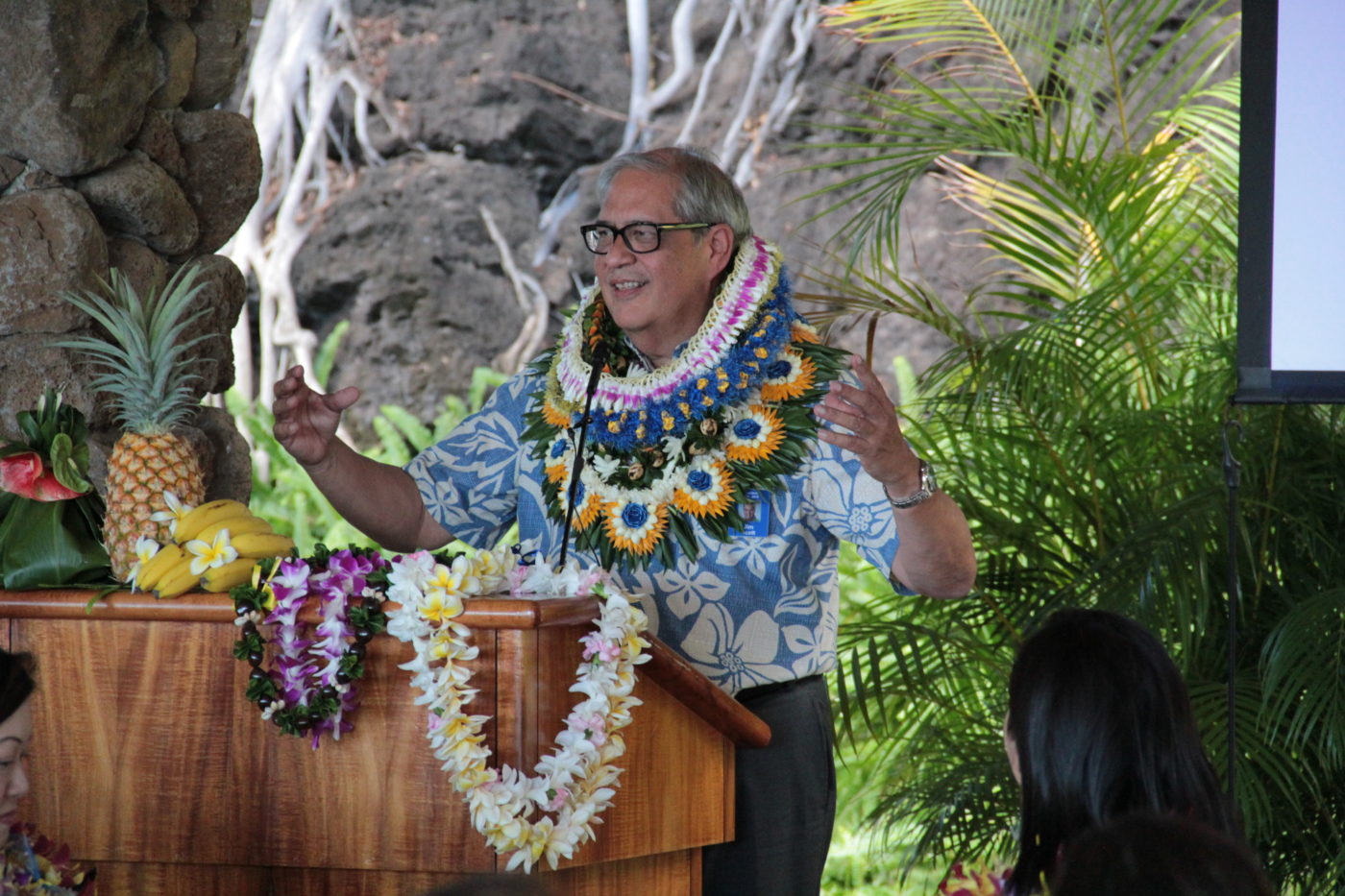 PFA Honors President Jim Scott ’70 - Punahou School