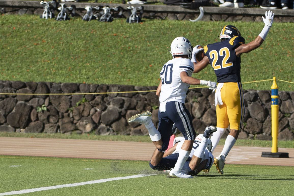 Football Team Scores Win Over Kamehameha - Punahou School