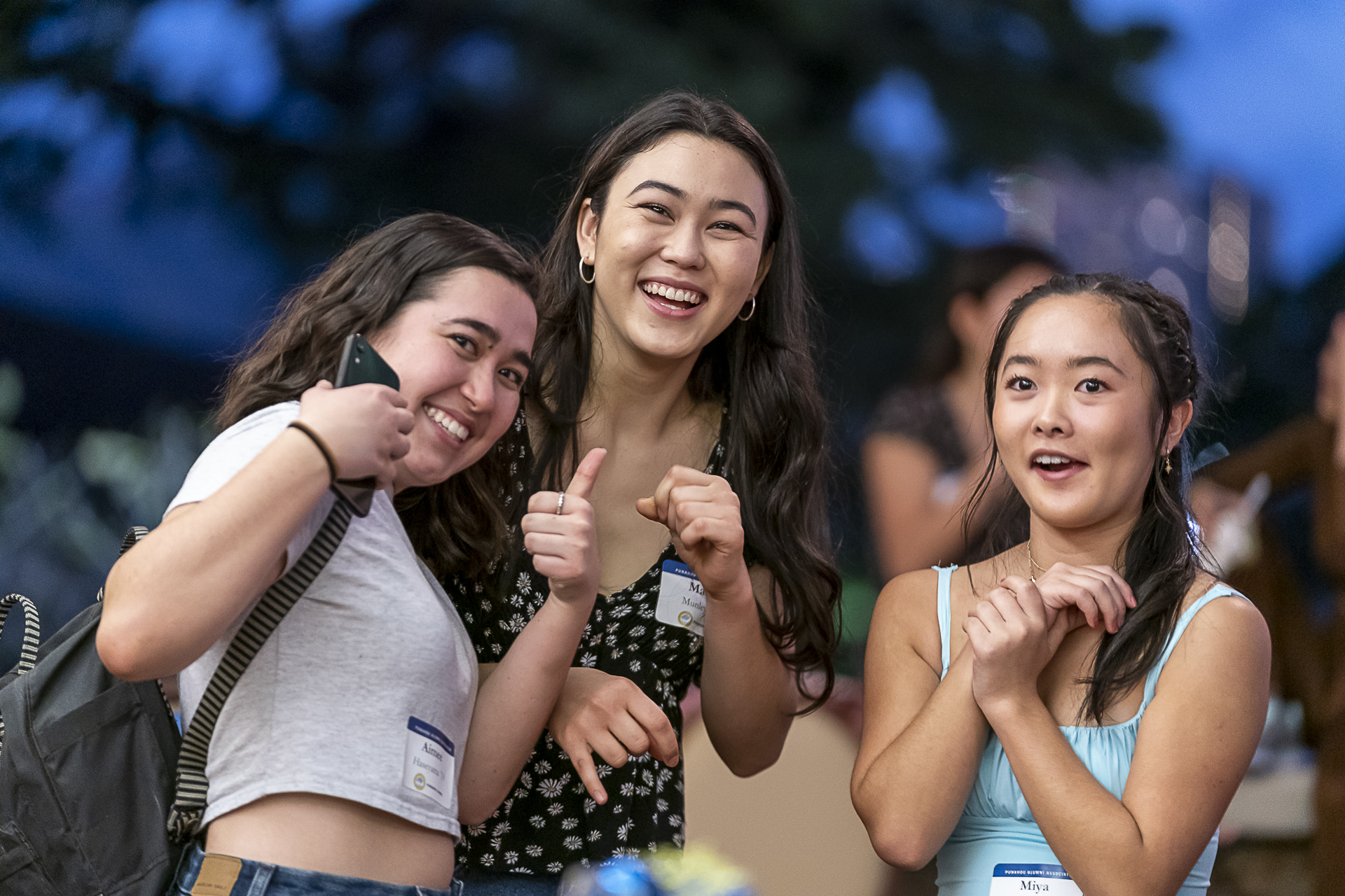 Good Food and Friends at Mingle and Jingle - Punahou School
