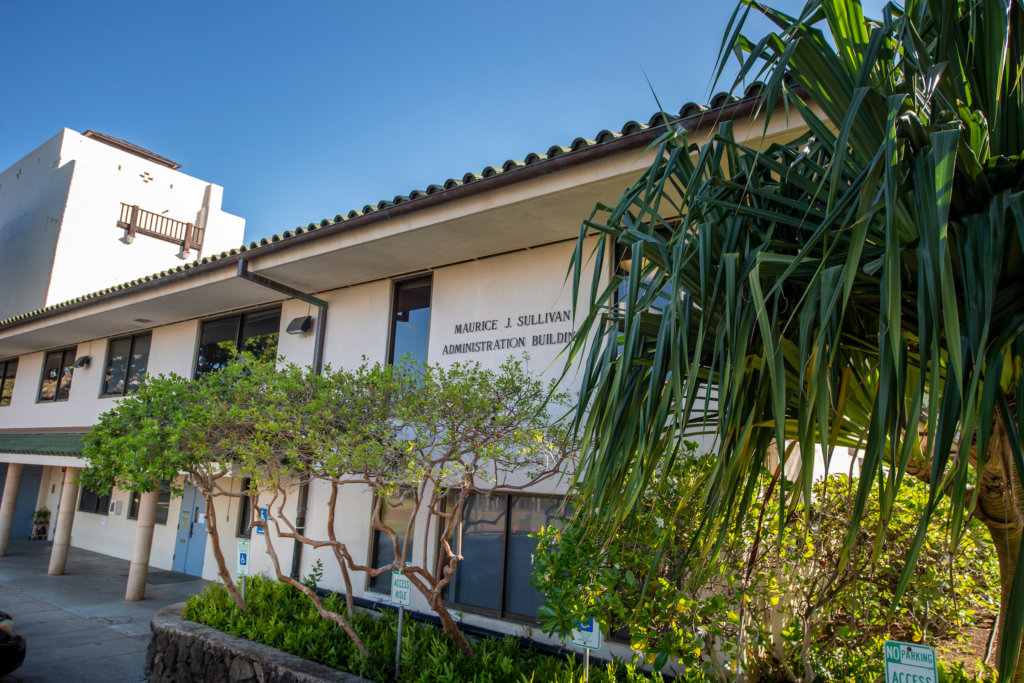 Sullivan Administration Building Turns 50 - Punahou School