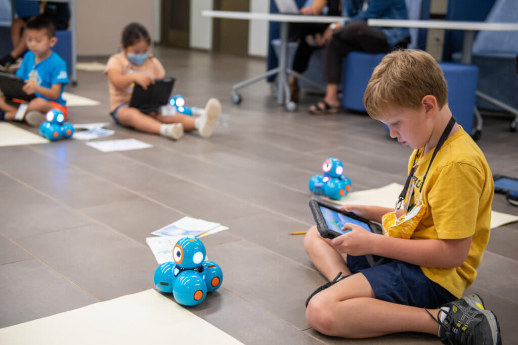 Second Grade Robotics - Punahou School