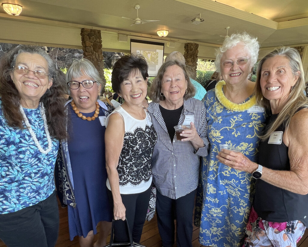 Retirees Reconnect on Campus - Punahou School