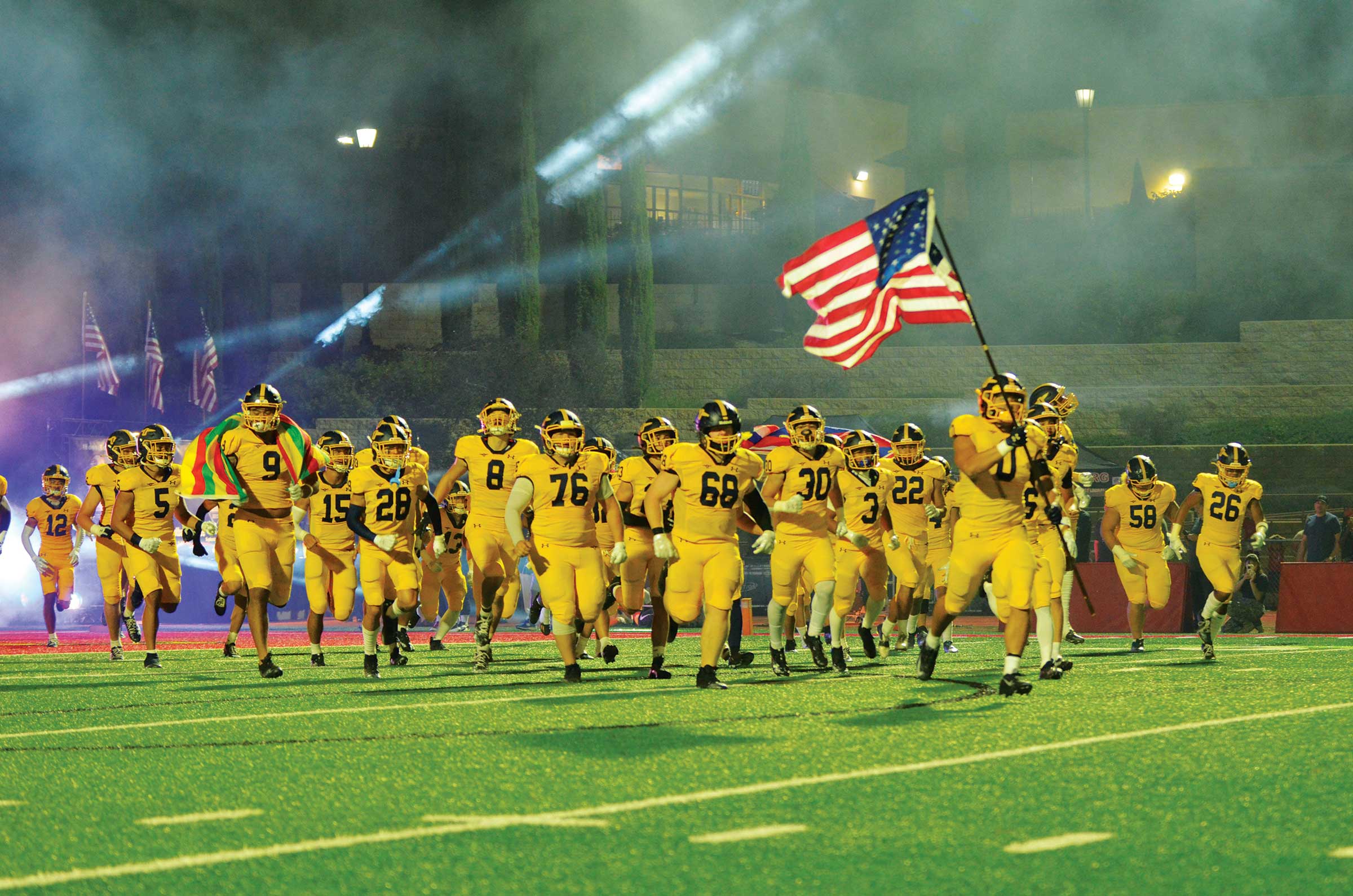 Football Team, Alumni Bring Buff ’n Blue Spirit to San Diego - Punahou ...