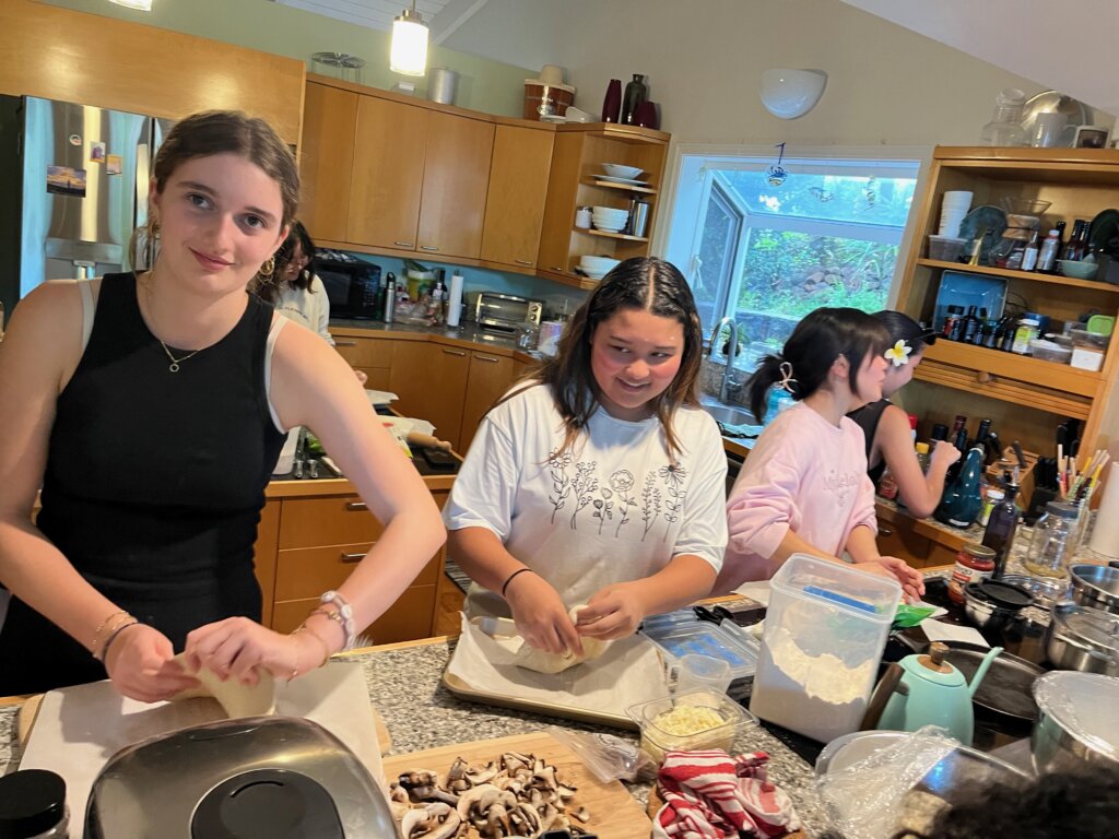 Punahou Welcomes French Exchange Students - Punahou School