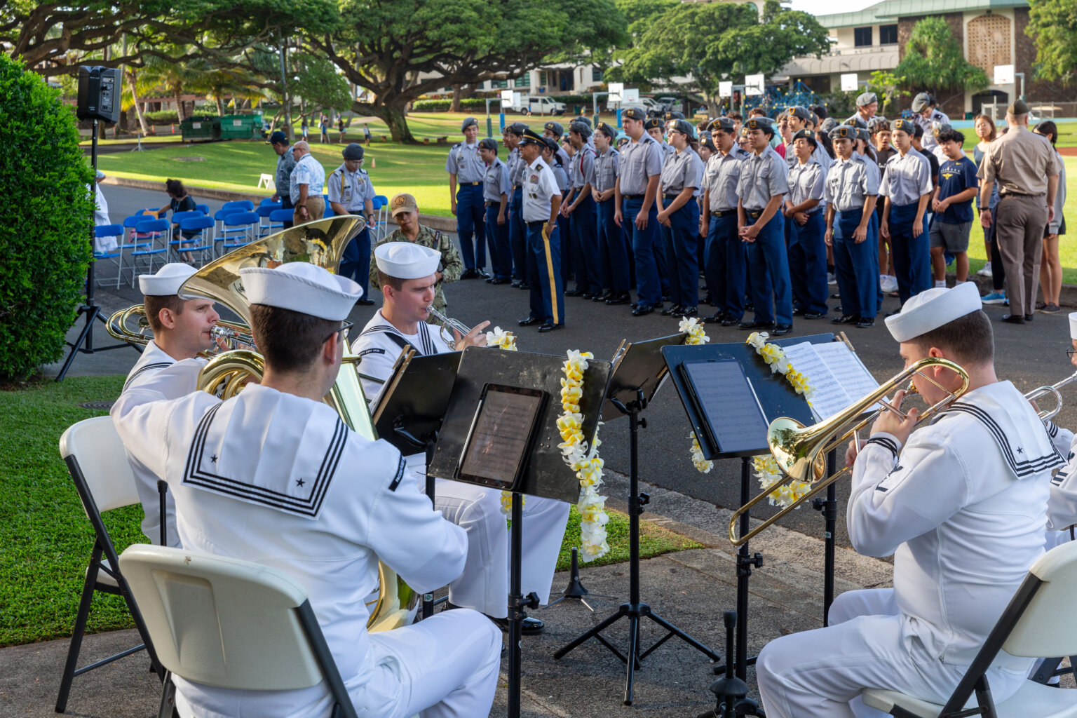 USS Chung-Hoon Sailors Visit Punahou to Honor Rear Adm. Gordon Chung ...